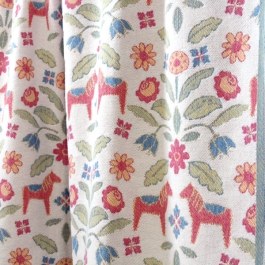 Kurbits Flower Blanket